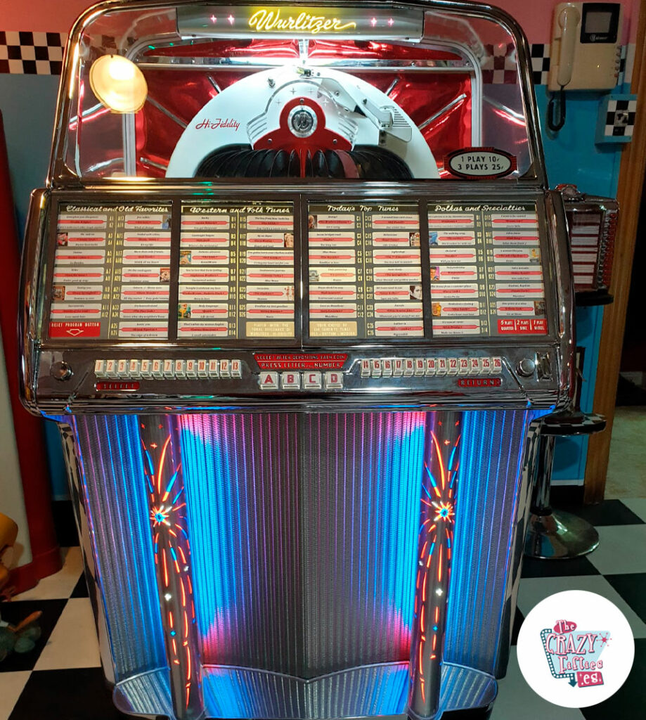 Jukebox Wurlitzer 1800 Negro Restaurada » Thecrazyfifties.es